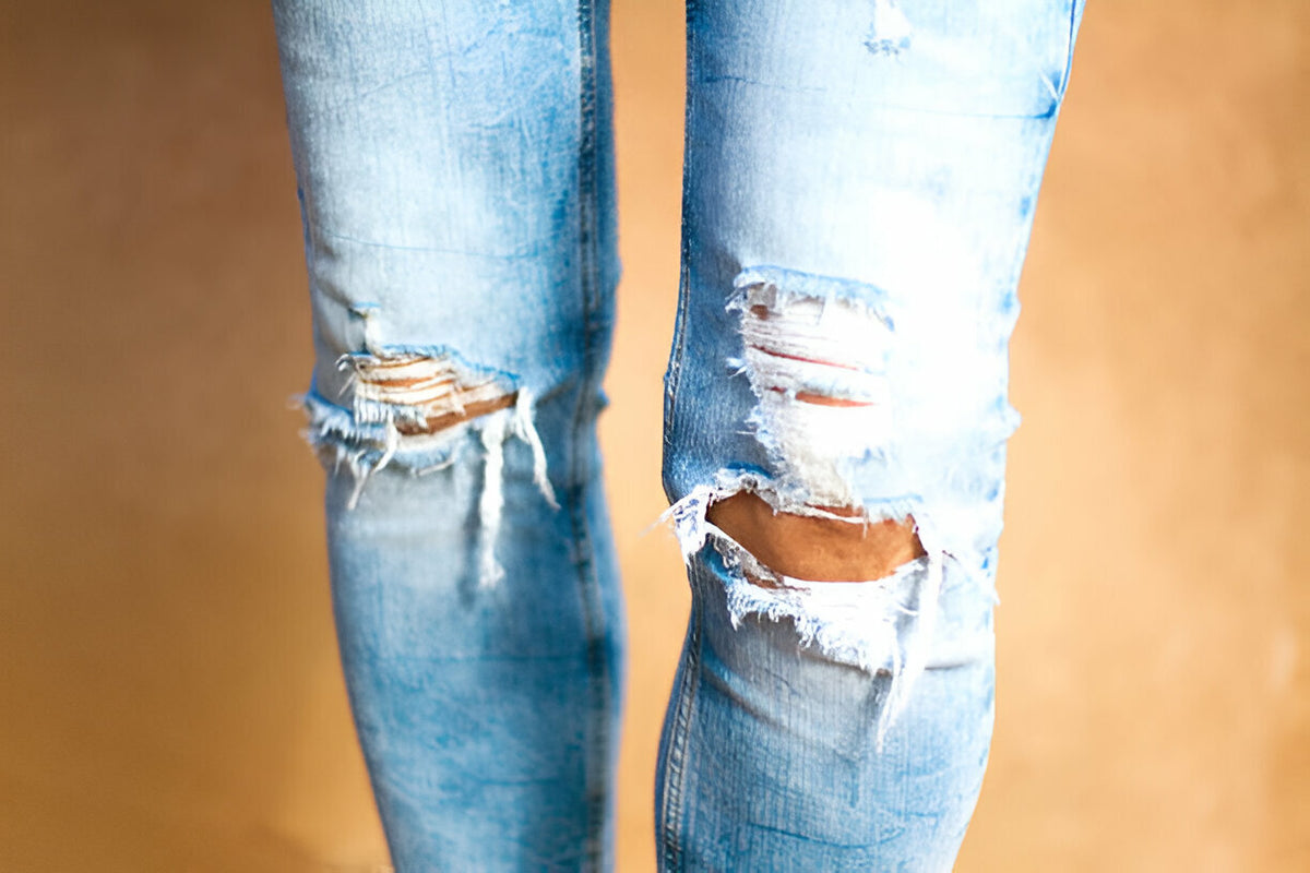 Can I Wear Ripped Jeans to Work: Urban Streetwear Insights! – Vengeance78